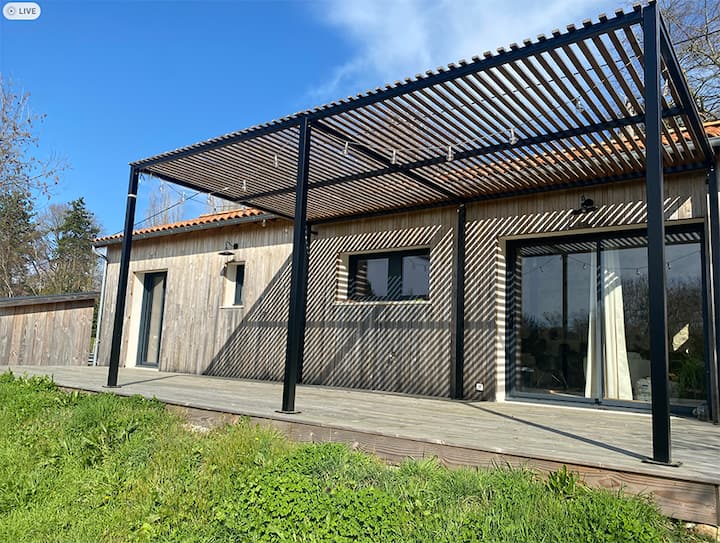 Petite Maison Rénovée, Ancienne Grange. - Parthenay