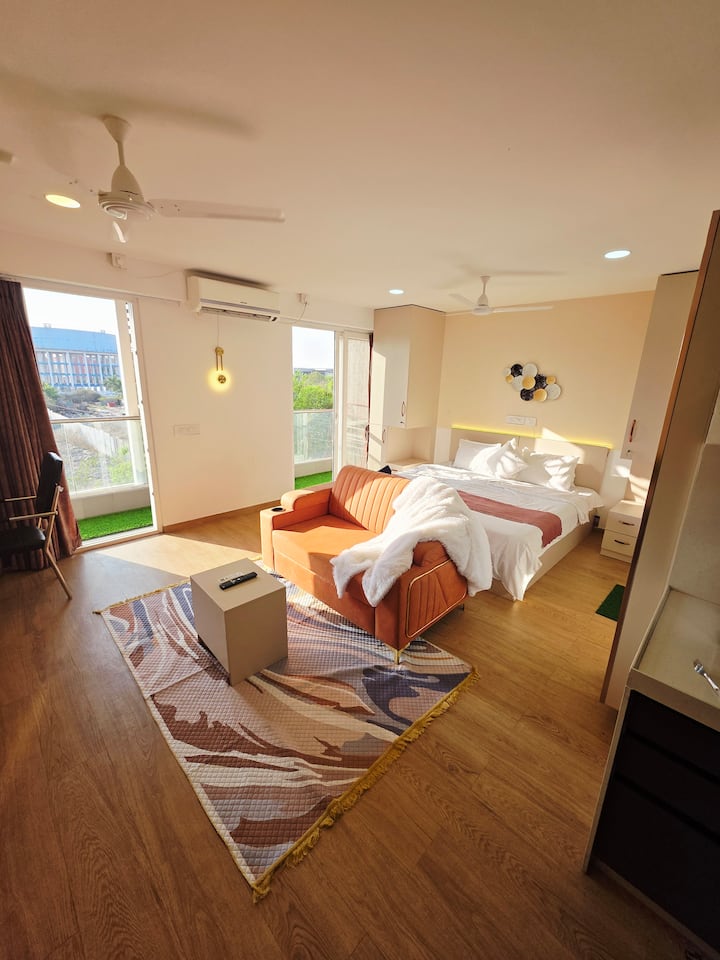 The Zen Den By Superhomes/ 216/ Near Airport - India