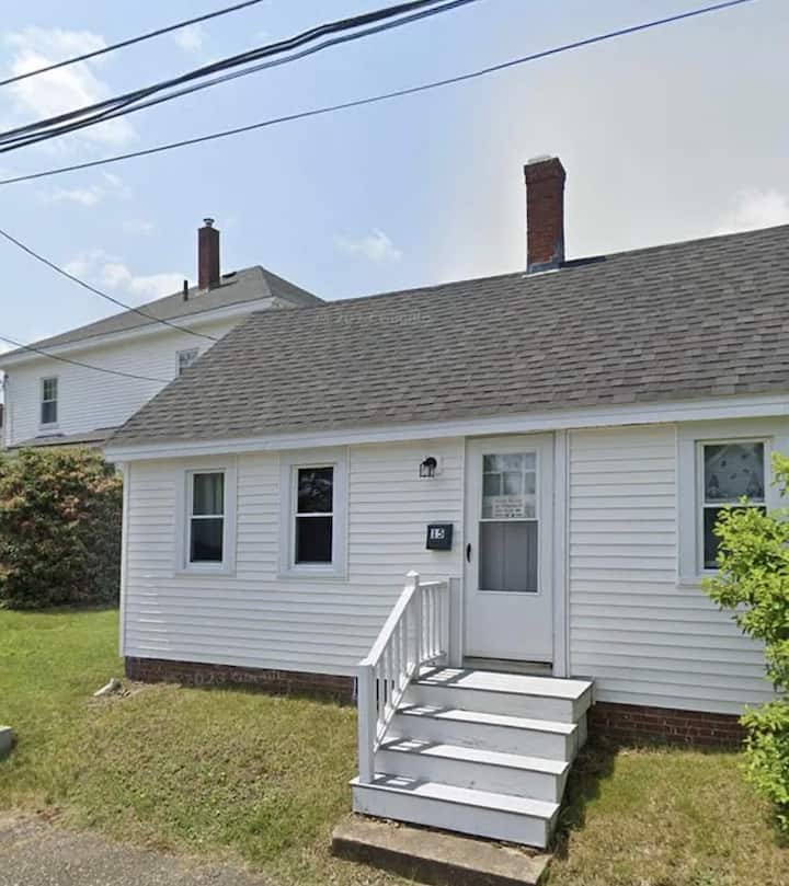 2-bedroom Home Near Beaches, Portsmouth + Berwick - Rochester, NH