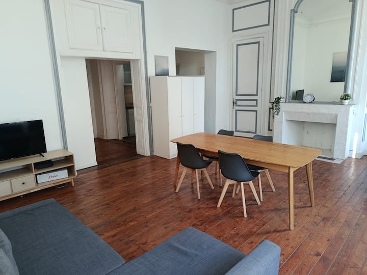 T3 F Tourcoing Centre Parking Gratuit à 5min - Tourcoing