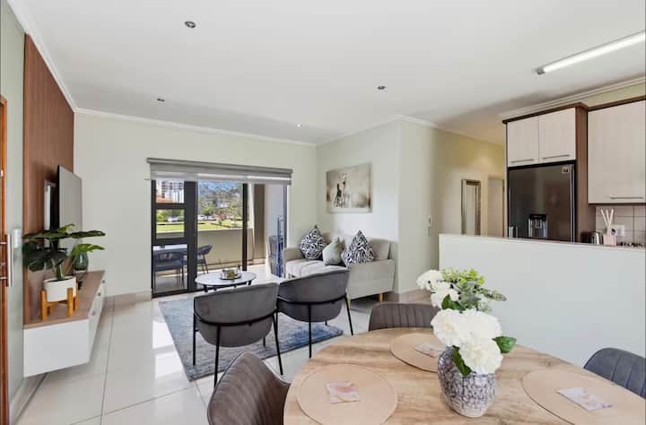 Tranquility In Umhlanga - Umhlanga