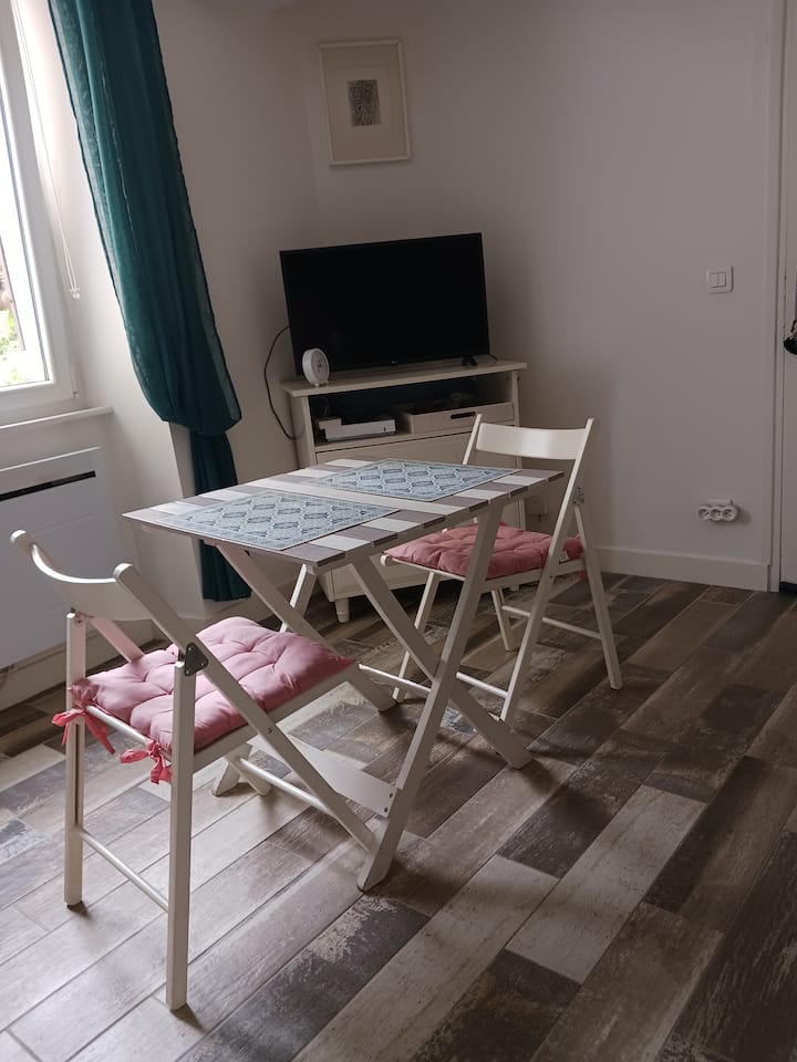 Au Charme D'auvers Sur Oise - Méry-sur-Oise