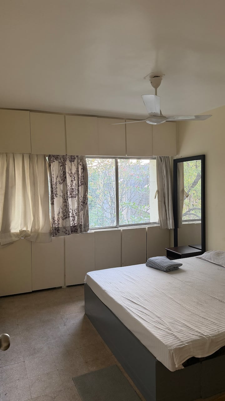 Cozy Furnished 3bhk Near Law Garden - Ahmedabad
