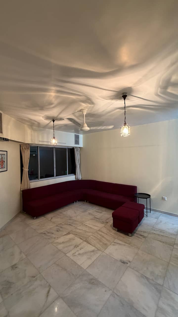Cozy Semi Furnished 3bhk Near Law Garden - Ahmedabad