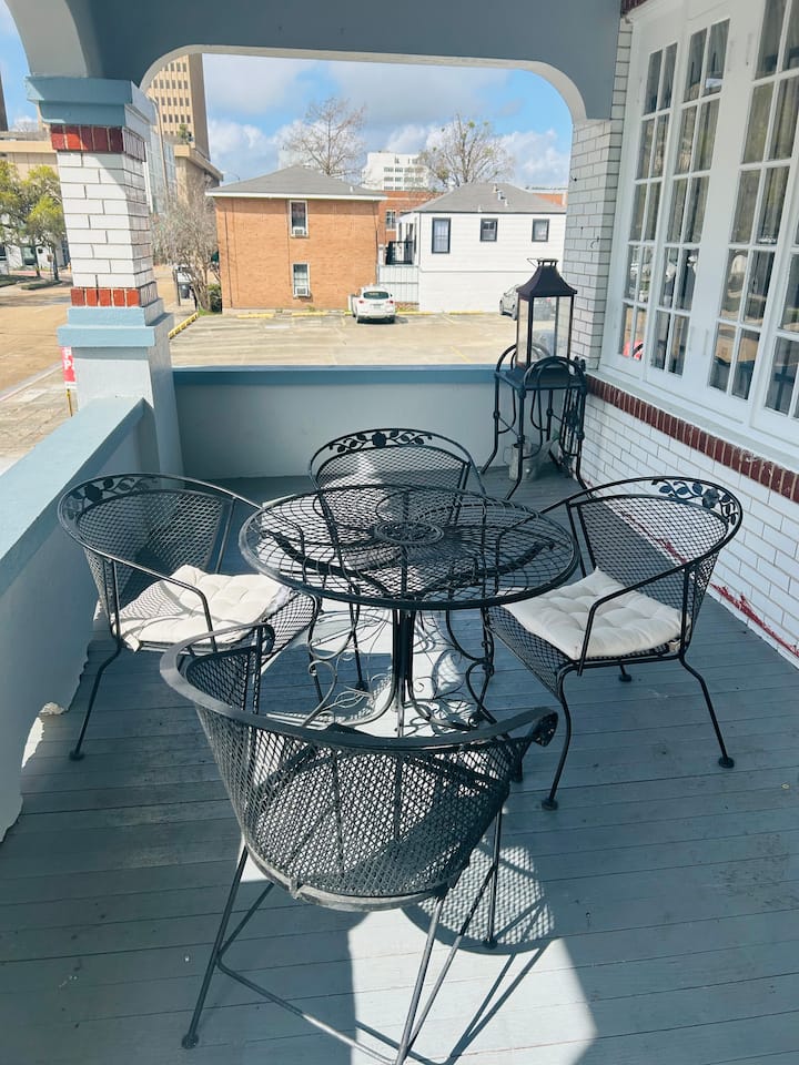 Downtown Baton Rouge Retreat - Baton Rouge, LA