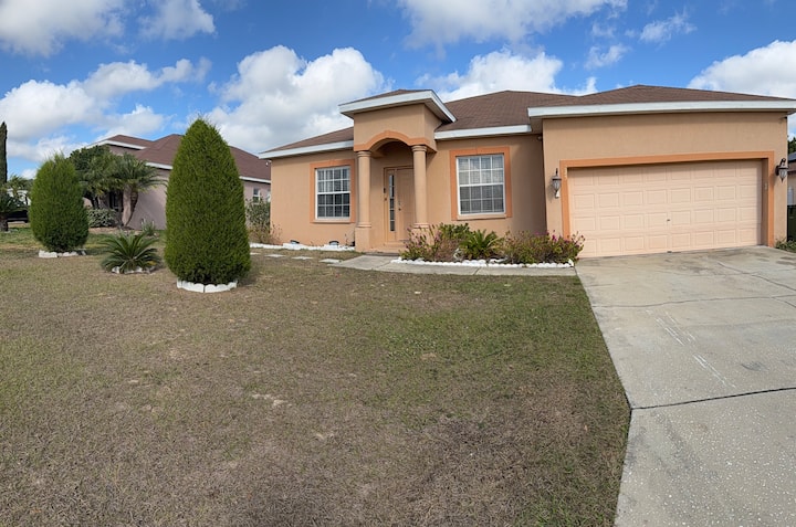 Mi Confortable Casa Es Tu Casa, Cerca De Legoland. - Lake Garfield, FL