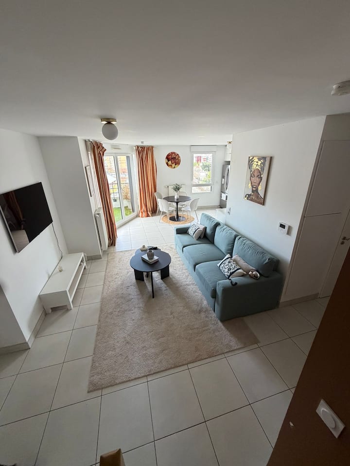 Penthouse 100m² Terrasse & Vue 360 Sur La Défense - Colombes