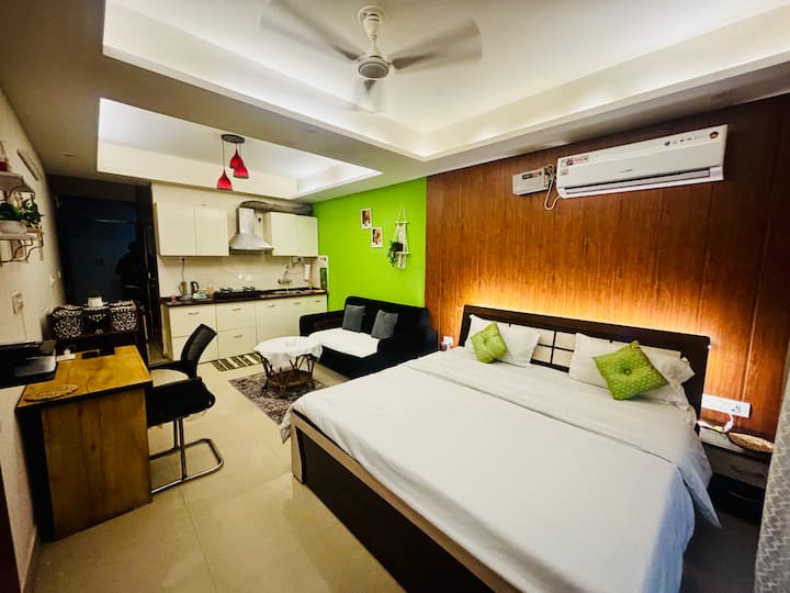 Urban Hillview Serenity Studio By Jwalpa Retreat. - Dehradun