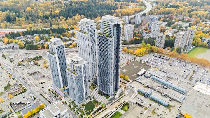 Furnished Monthly 3 Bed 2 Bath In Burnaby - Burnaby