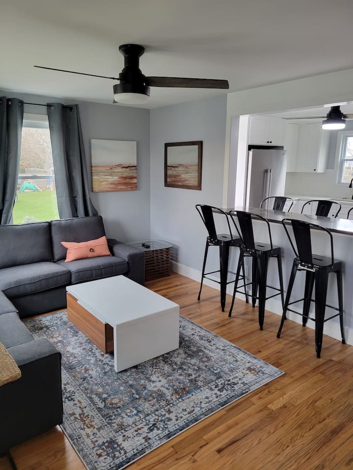 Enjoy Our Cozy House In Beautiful Bristol, Ri. - Barrington, RI