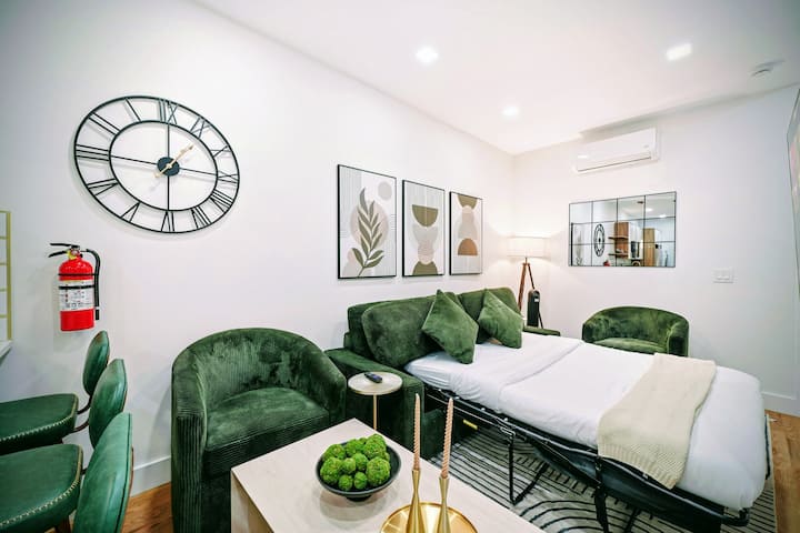 New Bonus Rm 1st Floor 15 Min Met Life 0.6 Mi Path - Jersey City, NJ