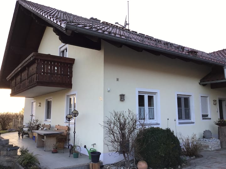 Ferien-/arbeiterwohnung In Ruhiger Lage - Cham