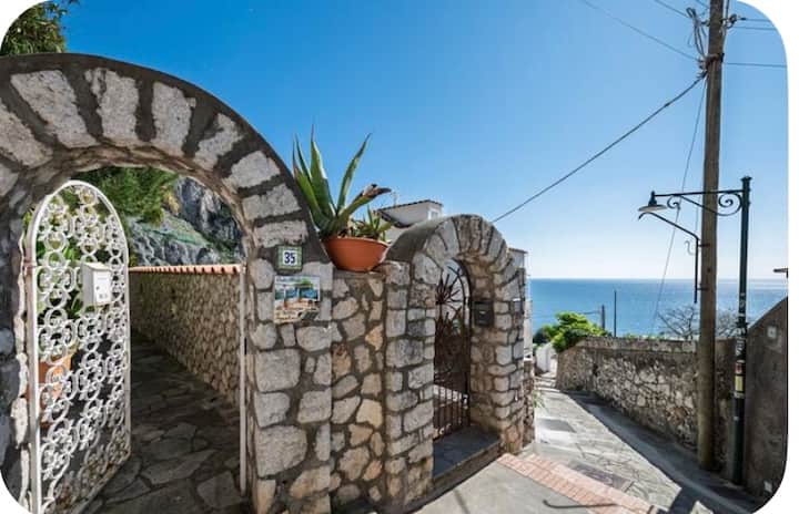 Villa Condivisa - Capri (island)