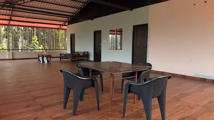 Spacious Studio Room With Beautiful Open Space - Kukke