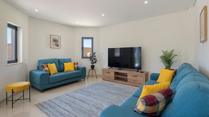 Family Villa With Private Pool - Praia da Rocha