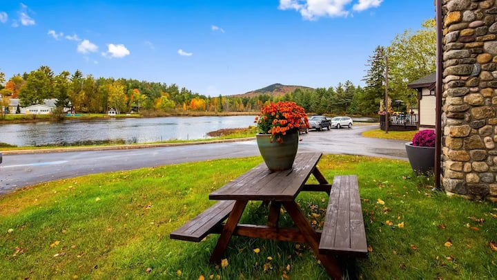 Saranac Lake Escape | Lakefront | Heated Pool - Saranac Lake, NY