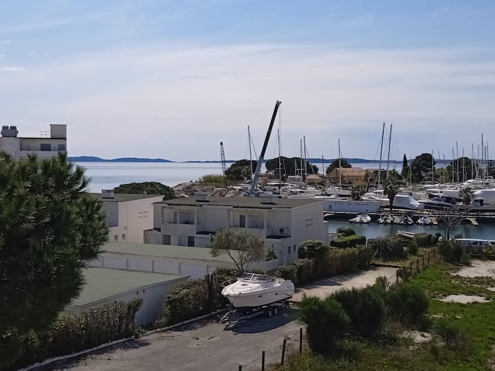Appartement "Parenthèse Marine", 2 Personnes, Bébé - Hyères