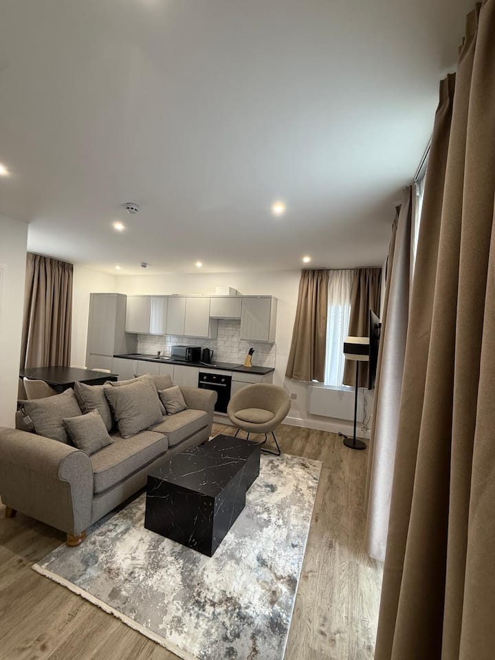 Luxury Sovereign Flat - Halifax