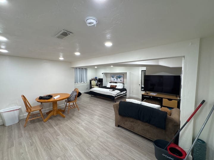 Private 1br Retreat | Fast Wi-fi - Rexburg, ID