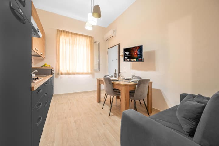 Elegance And Relaxation: 2 Rooms Near The Beaches - Avola