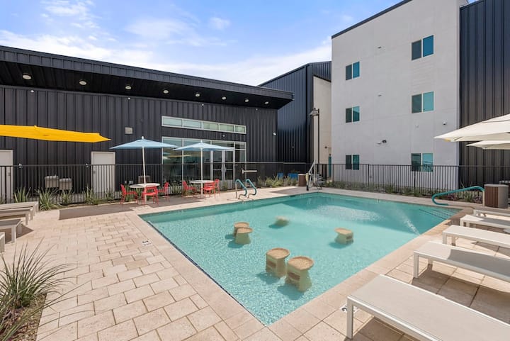 Luxury 1br | Downtown Mesa | Limited Availability - Mesa, AZ