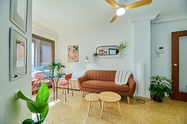 Stylish 2br Apartment - Sunny Balcony City Centre - Bonaire