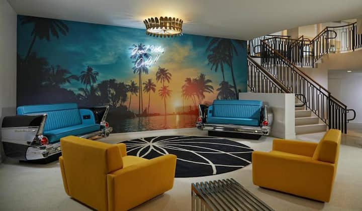 4 Units W/ Stunning Ocean Views, Outdoor Pool! - Daytona Beach, FL
