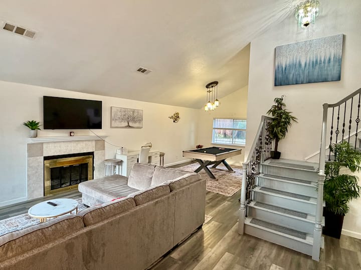 4bd/3ba Home W/ Spacious Backyard & Pool Table! - Vallejo, CA