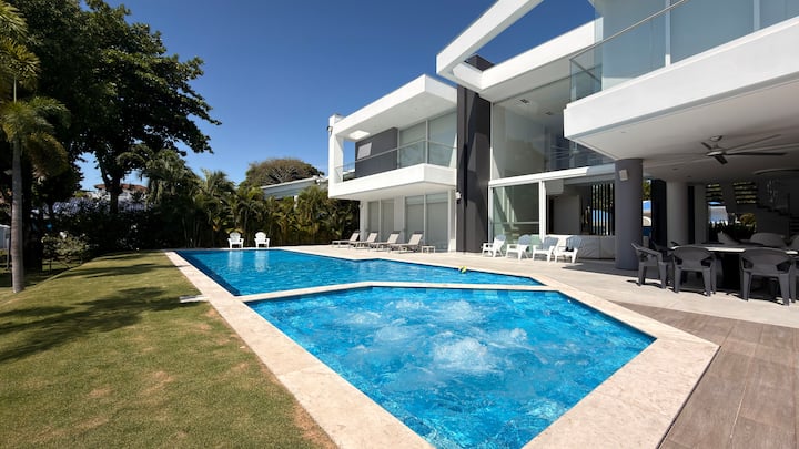 Casa De Lujo En Girardot Piscina Privada Tp Resort - Girardot