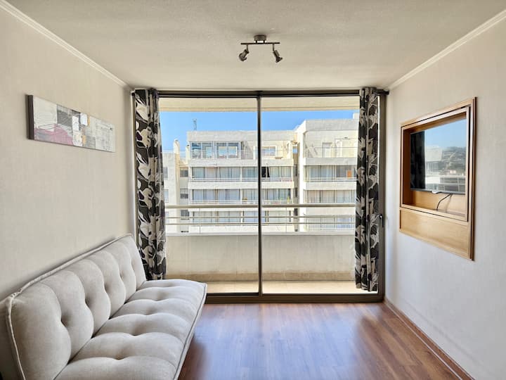 Céntrico Y Luminoso Departamento En Valparaíso - Valparaíso