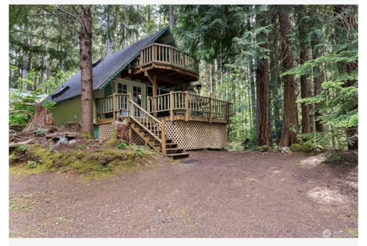 Tiny Timbers Cabin - Hoodsport, WA