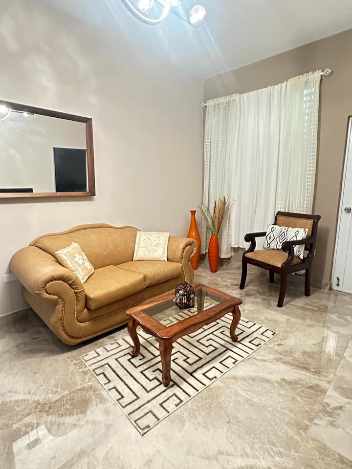 Casita Vázquez Ii | Beach & Shopping Nearby - Guaynabo