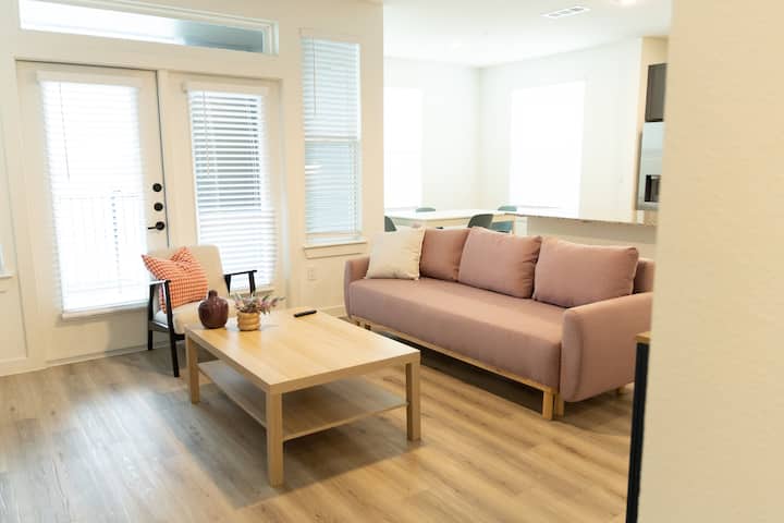 2-br Secure In Katy Pool/gym King F - Katy, TX