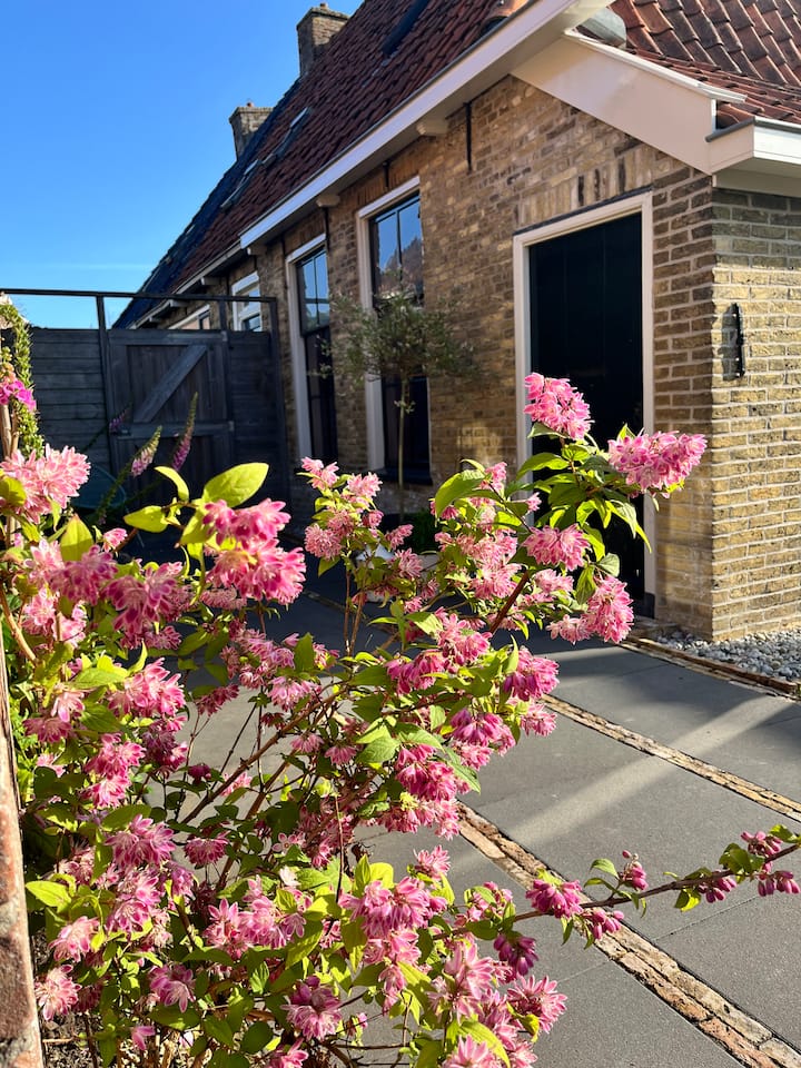 Authentiek Vakantiehuisje Nabij De Waddenzee - Harlingen