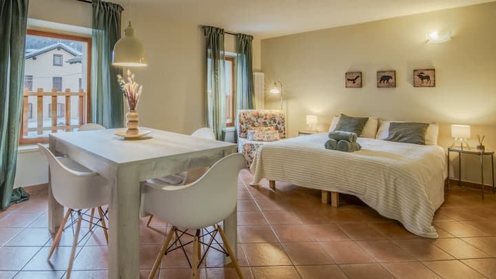 Per Coppie, Nel Cuore Di Cogne, Con Posto Auto - Cogne