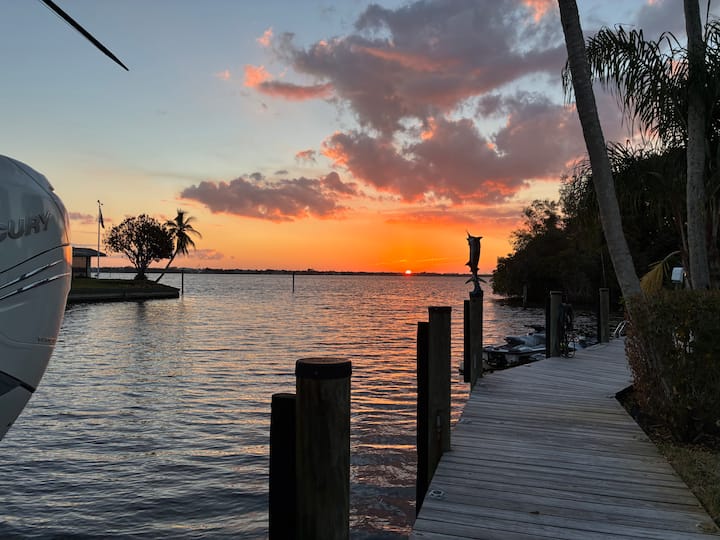 Weekend Retreat With Views Of St Lucie River - Jensen Beach, FL