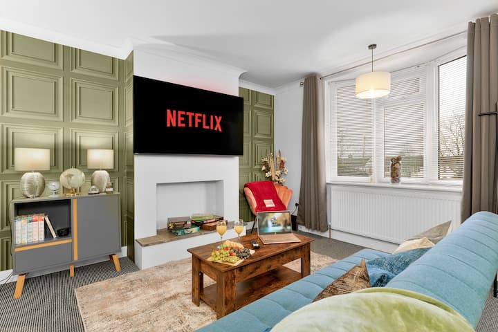 3 Bed House|colchester|contractors|insurance Stay - Colchester