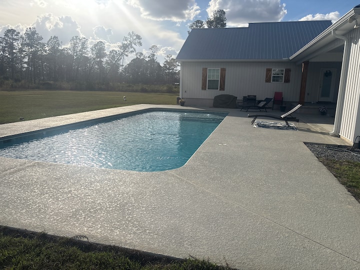 Moo Moo’s Cabin - Lakeland, GA