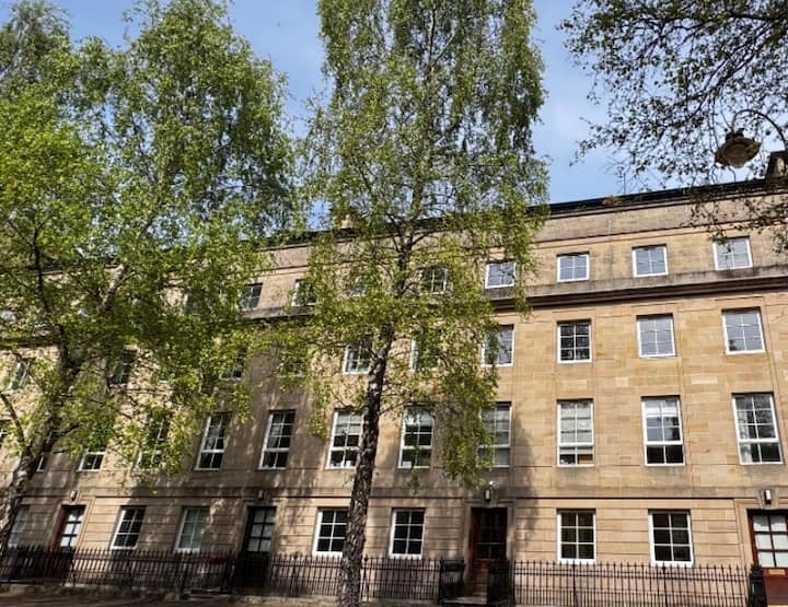 Cosy Private Flat: Home Away From Home! - Glasgow