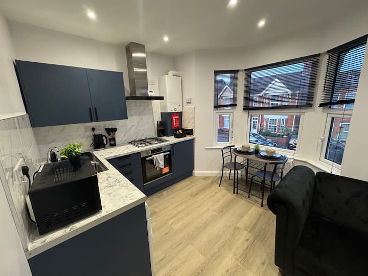 Cozy 2 Bed Flat In Bedford - Bedford