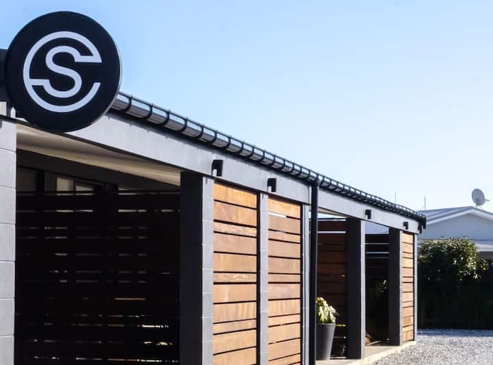 Central Suites *1 New Owners! Same Super Hosts - Hokitika