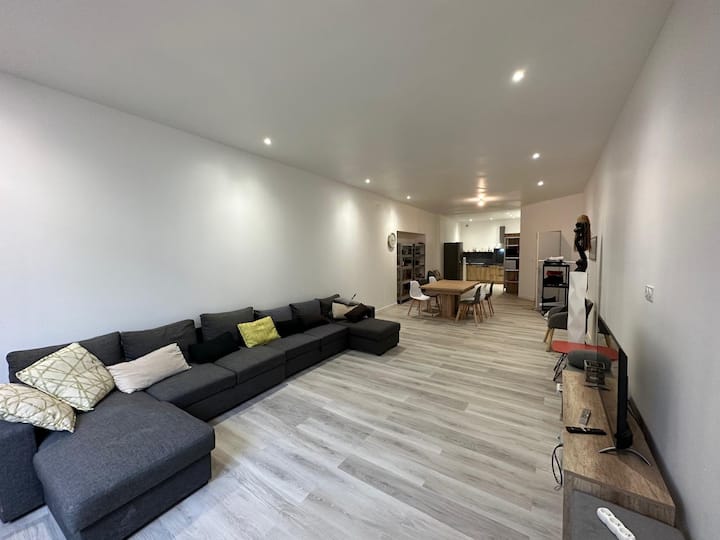 Chambre Meublée En Colocation Centre Cholet. - Cholet