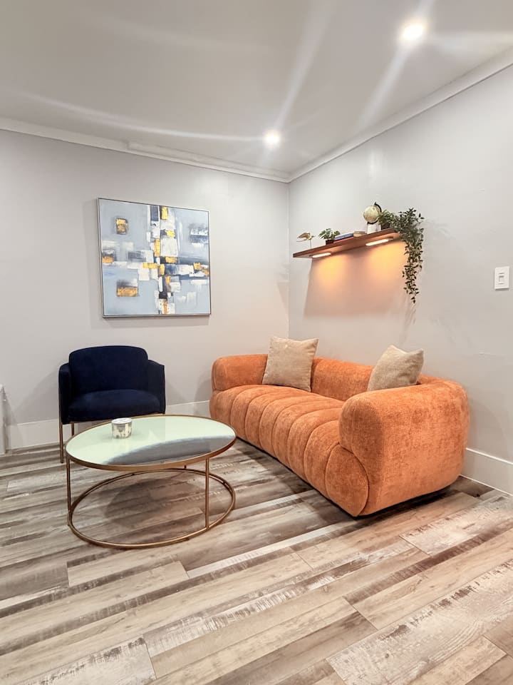 Cozy Stay • 2 Min To Subway • Netflix & Clean - Toronto