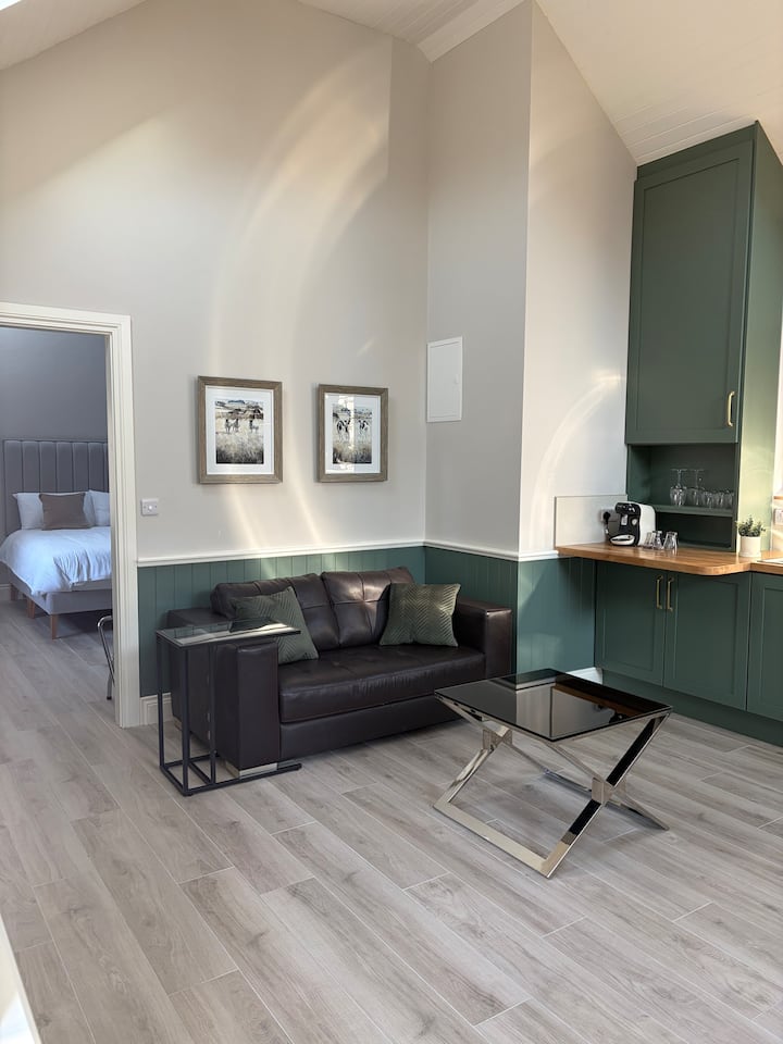 Cosy Country Apartment On Cahercon Estate - County Limerick