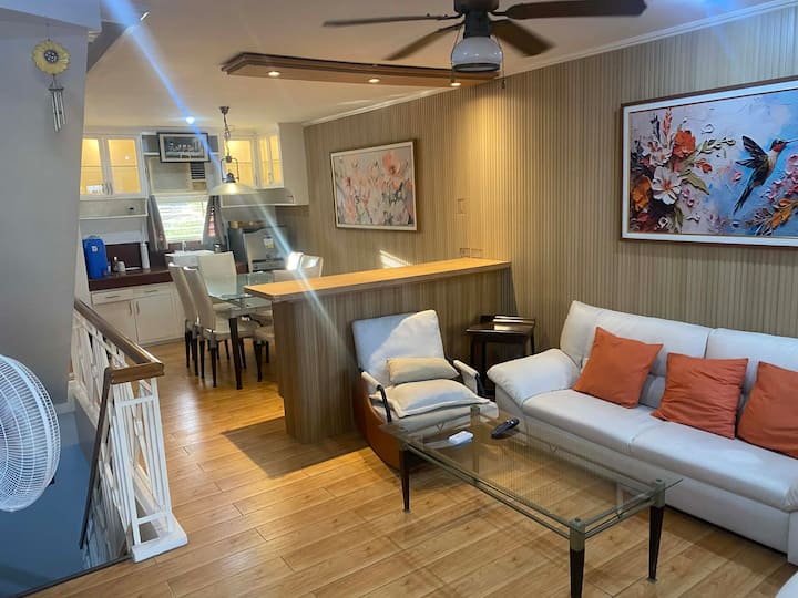 Townhouse In Bacoor 3br Family-friendly - Imus