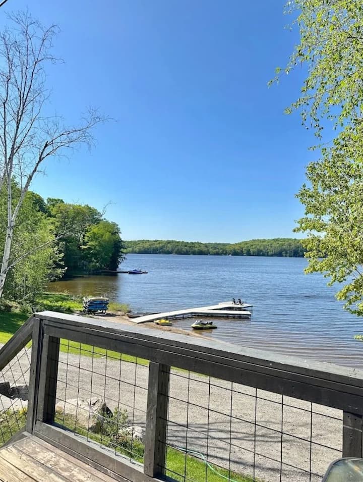 Modern-cozy Beachview Cabin In Muskoka - Huntsville