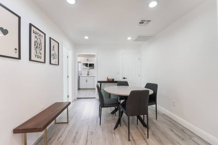 Private Downtown Home – Minutes To Las Vegas Blvd. - Las Vegas, NV