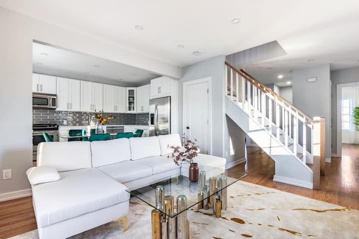 Modern 3br Home Near Nyc | Easy Access To Times Sq - Yonkers, NY