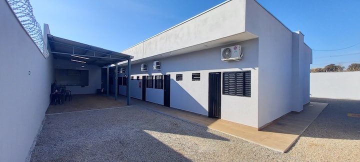 Alojamento Para 48 Pessoas - Paracatu