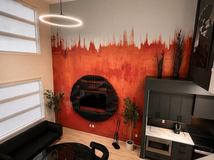 New Loft, High Ceilings, Open Modern Design - Lethbridge